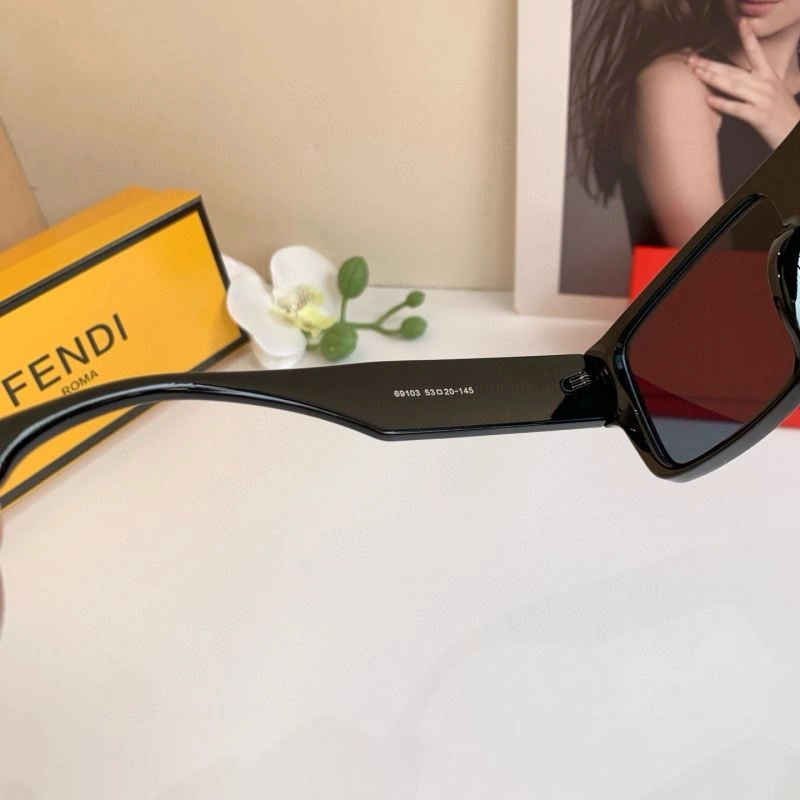 1:1 copy Fendi Sunglasses
