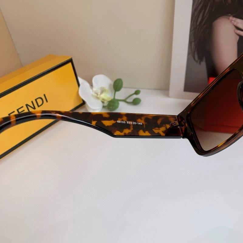 Factory-made Fendi Sunglasses