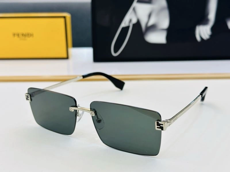 Brand-authenticated Fendi Sunglasses