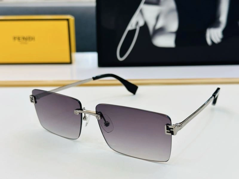 Brand-authenticated Fendi Sunglasses