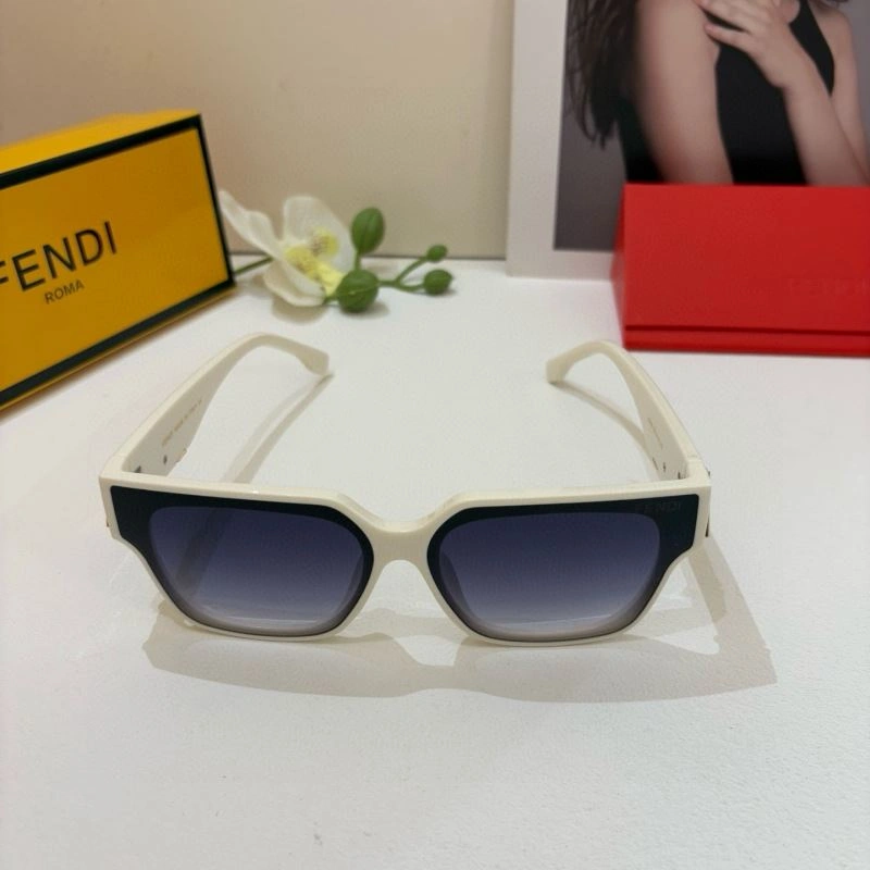 1:1 copy Fendi Sunglasses