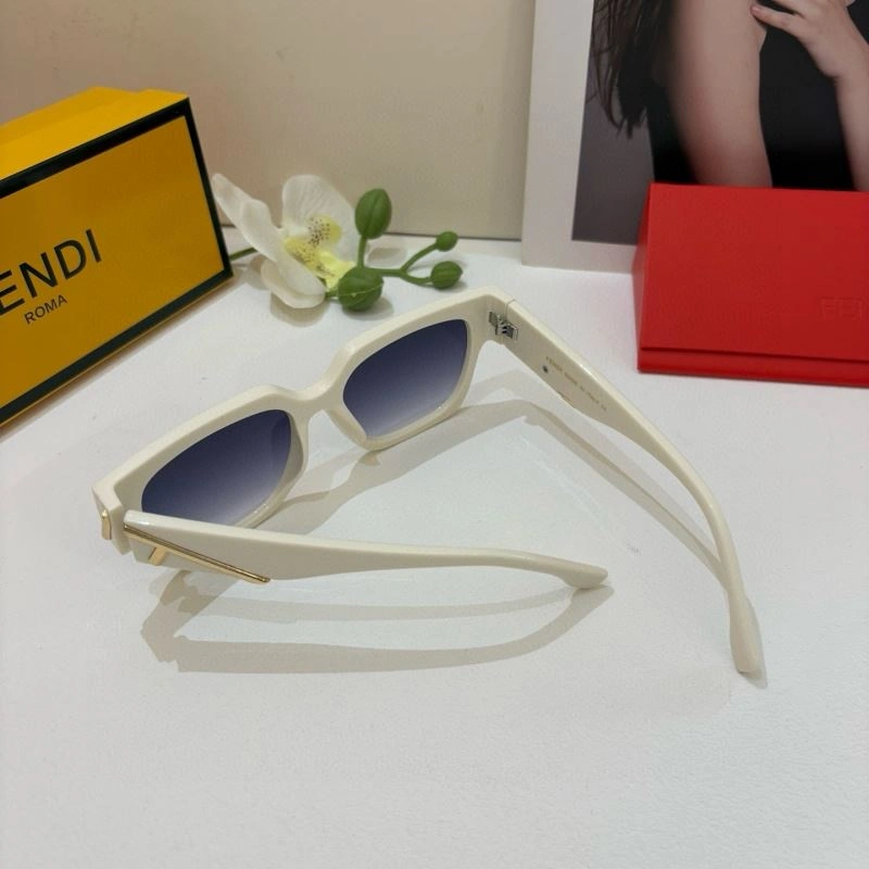 1:1 copy Fendi Sunglasses
