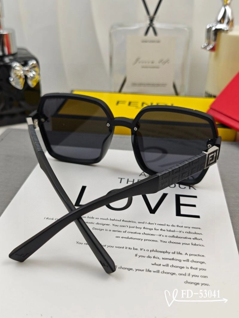 Cut-rate Fendi Sunglasses