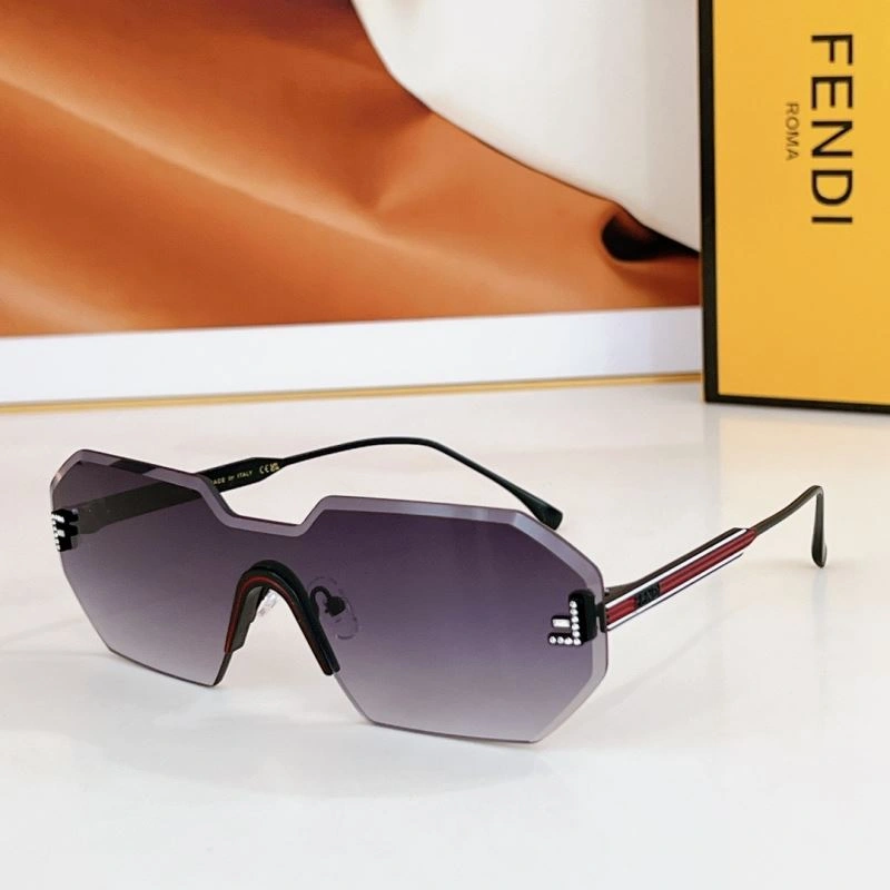 Accurate model Fendi Sunglasses