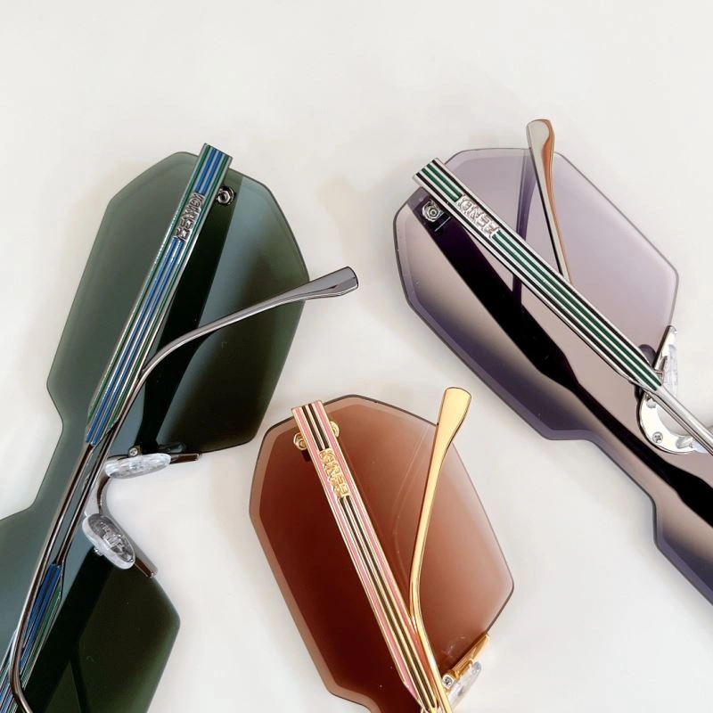 Accurate model Fendi Sunglasses