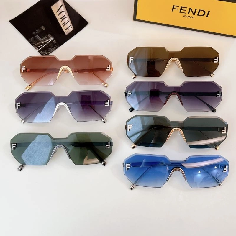 Accurate model Fendi Sunglasses