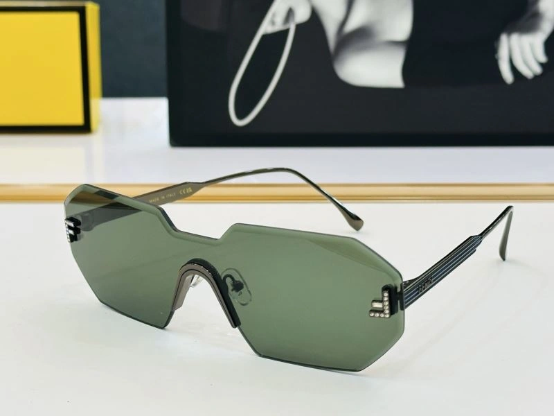 Reasonably priced Fendi Sunglasses