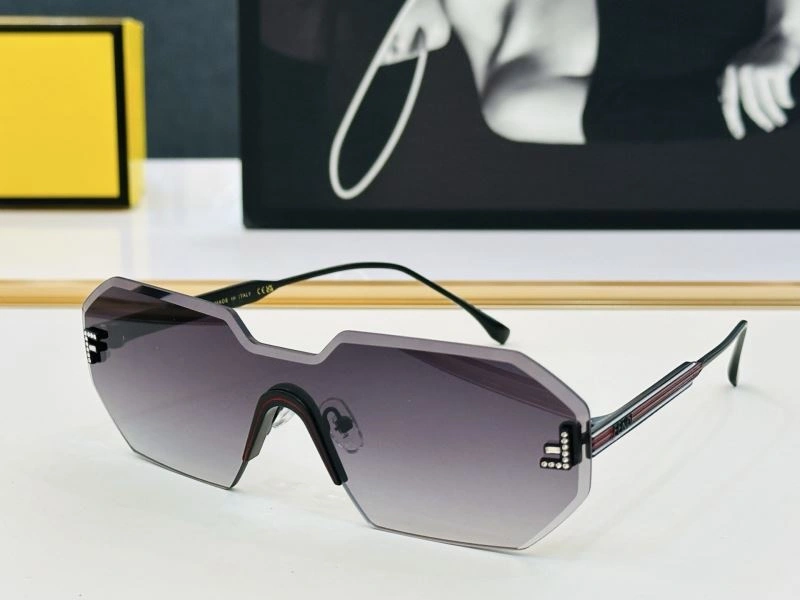 Reasonably priced Fendi Sunglasses
