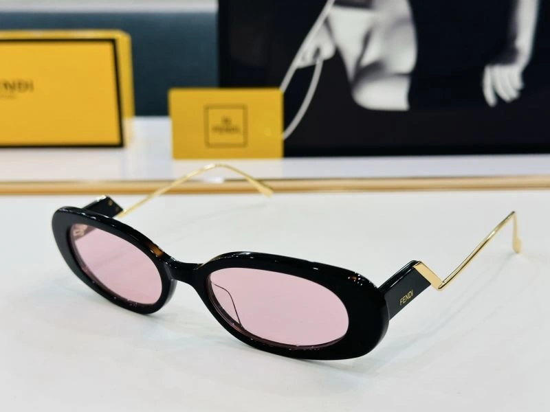 Low-cost Fendi Sunglasses