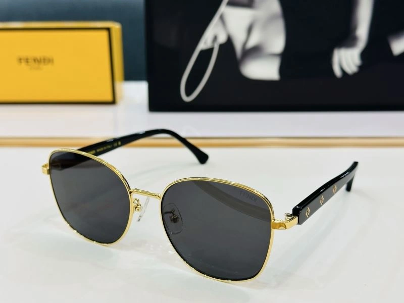 Low-cost Fendi Sunglasses