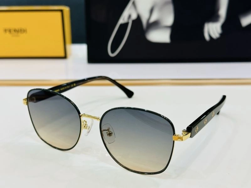 Low-cost Fendi Sunglasses