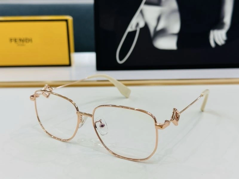 Accurate model Fendi Sunglasses
