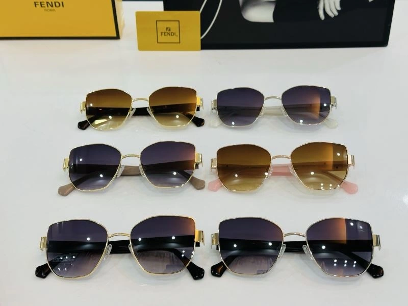 Exact replica Fendi Sunglasses