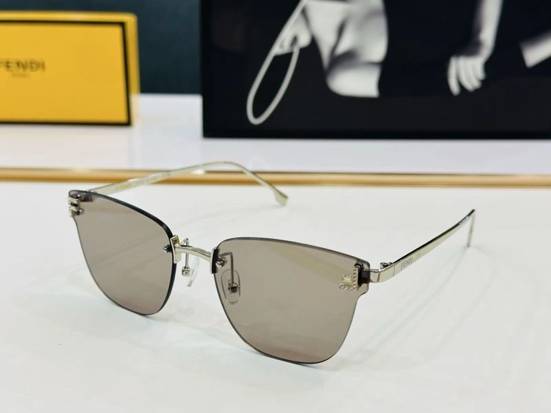 Brand-authenticated Fendi Sunglasses