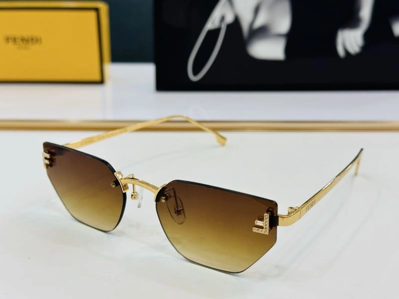 Top mirror Fendi Sunglasses