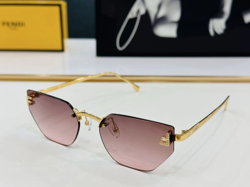 Top mirror Fendi Sunglasses