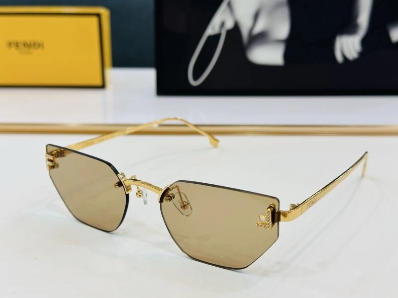 Top mirror Fendi Sunglasses