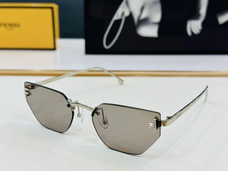 Top mirror Fendi Sunglasses