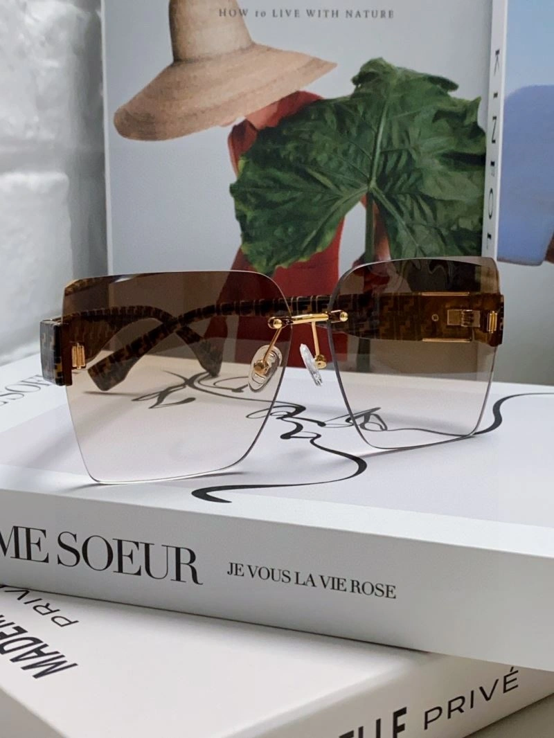 Budget-friendly Fendi Sunglasses