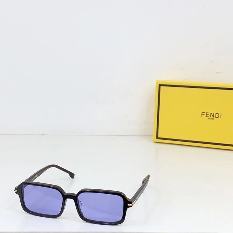 Accurate model Fendi Sunglasses