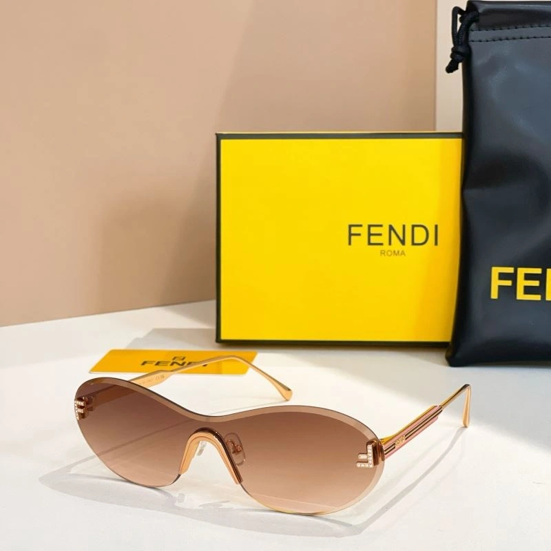 Top mirror Fendi Sunglasses