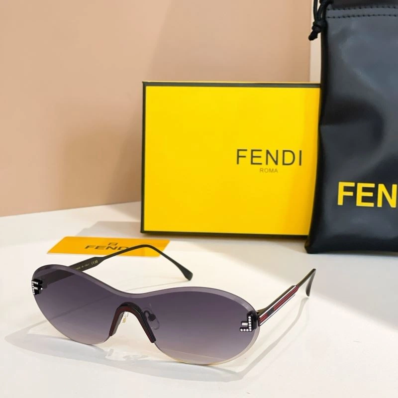 Top mirror Fendi Sunglasses