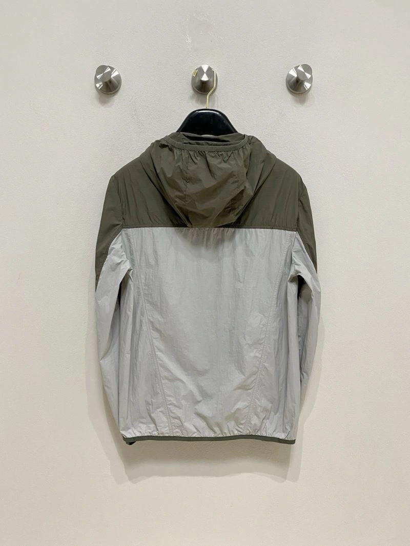 Brand-authenticated Fendi Sunscreen Jacket