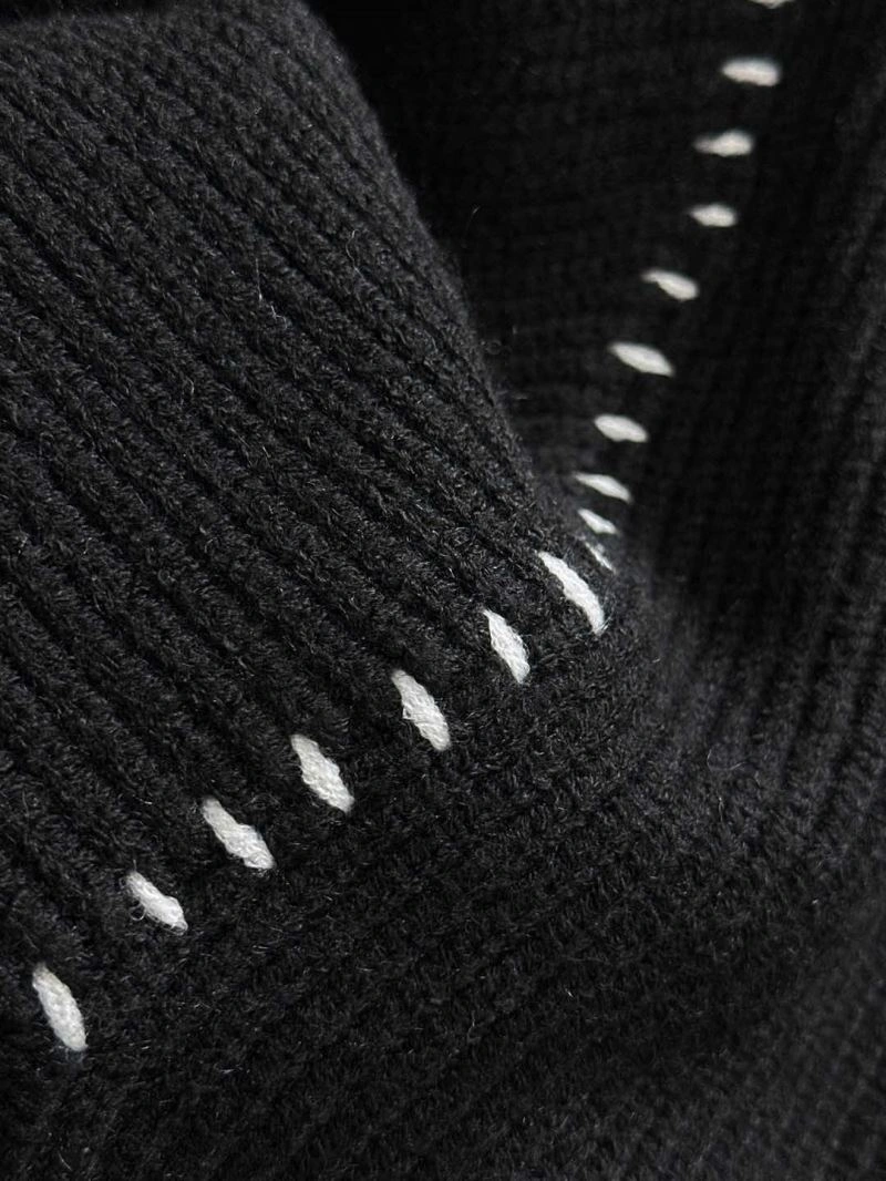 Brand-authenticated Fendi Sweaters