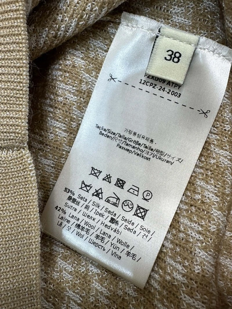 Accurate model Fendi Sweaters