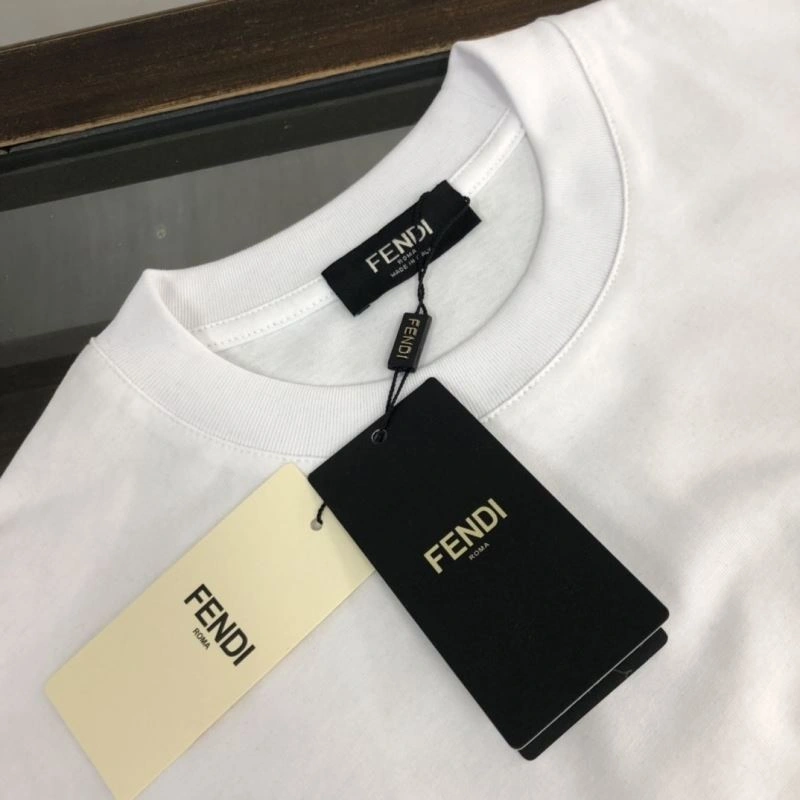 Accurate model Fendi T-Shirts