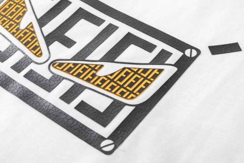 Top mirror Fendi T-Shirts