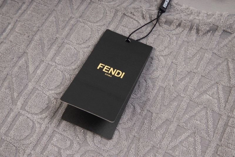 Legit Fendi T-Shirts