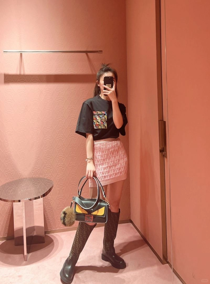 Inexpensive Fendi T-Shirts