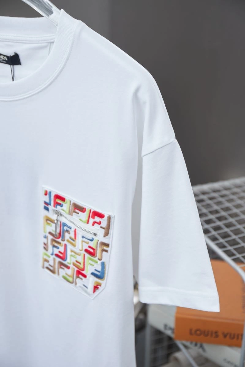 Top mirror Fendi T-Shirts