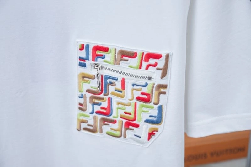 Top mirror Fendi T-Shirts