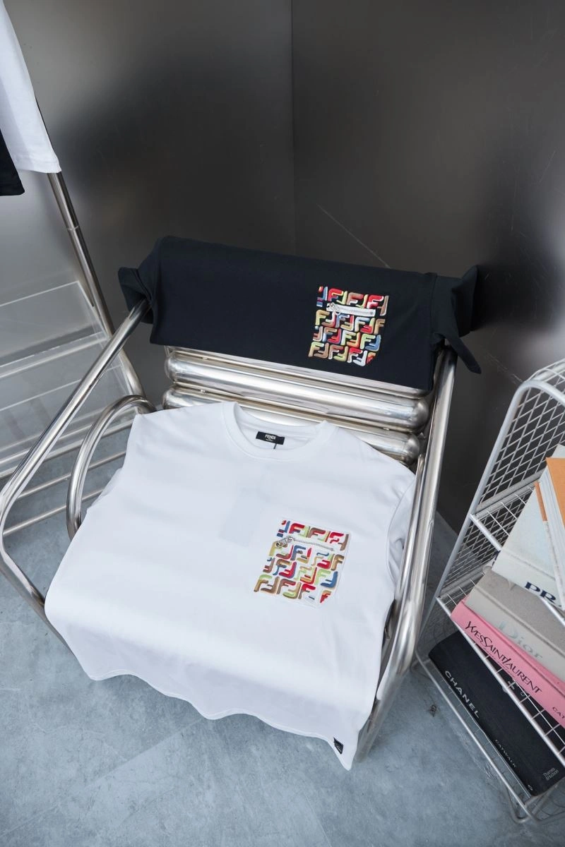 Top mirror Fendi T-Shirts