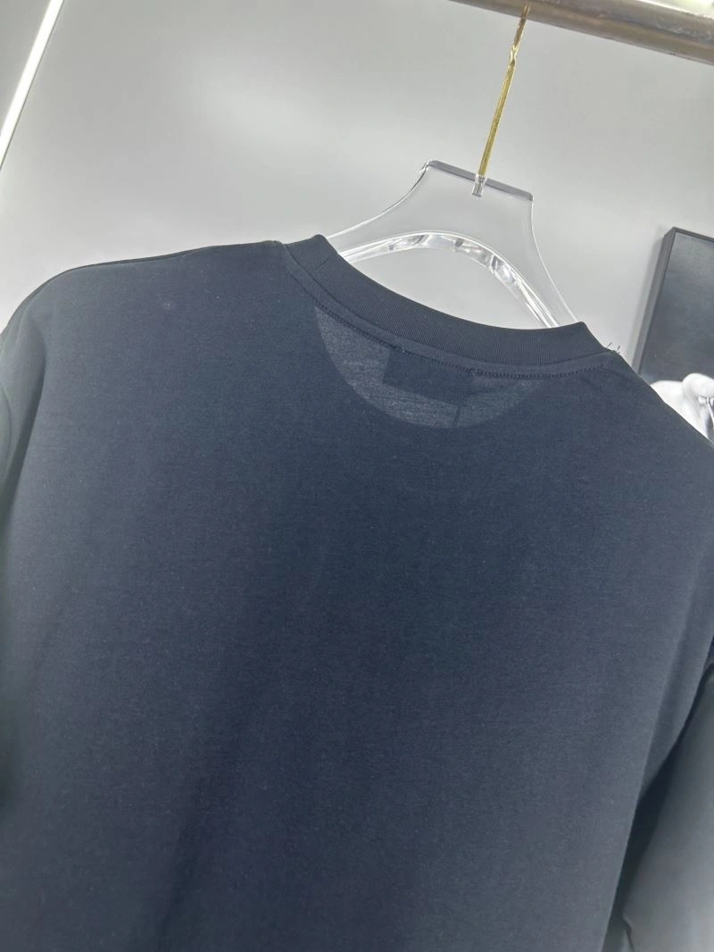 Legit Fendi T-Shirts