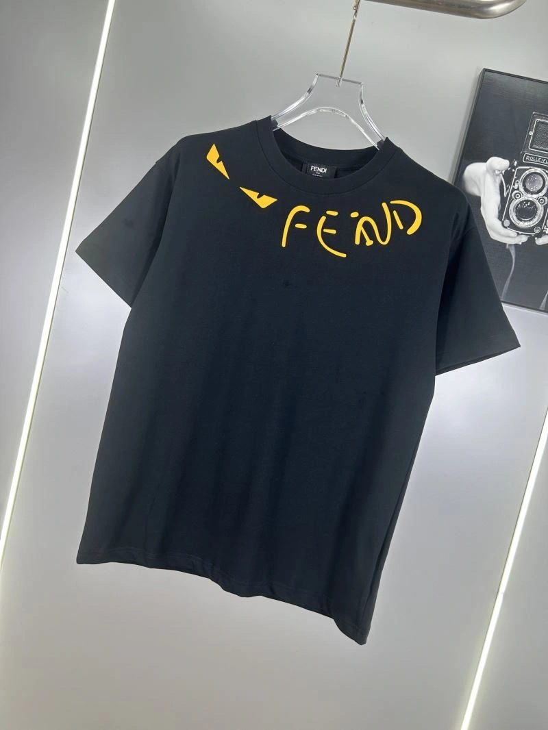 Accurate model Fendi T-Shirts