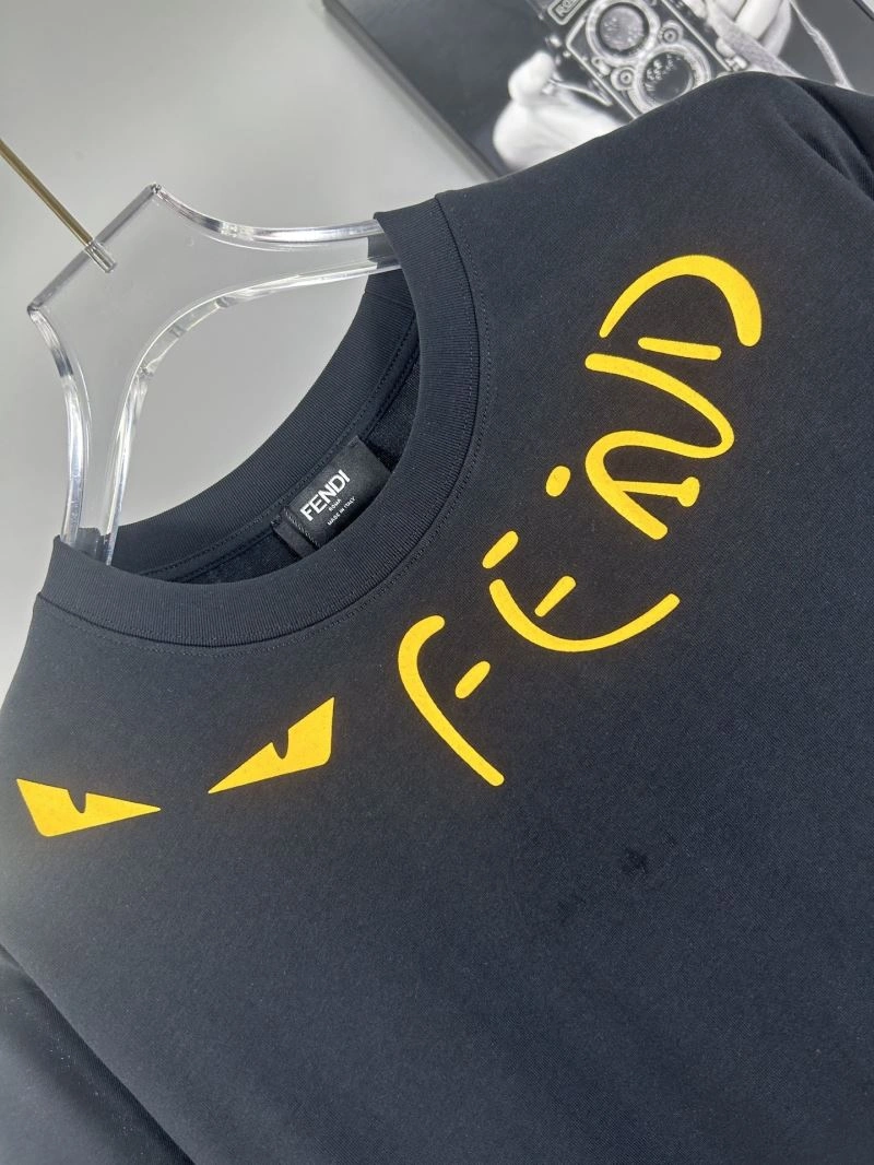 Accurate model Fendi T-Shirts