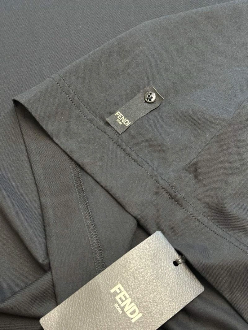 Low-cost Fendi T-Shirts