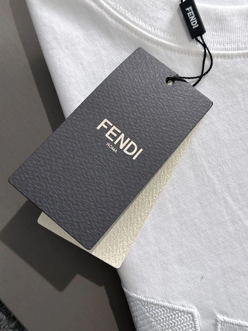 Top mirror Fendi T-Shirts