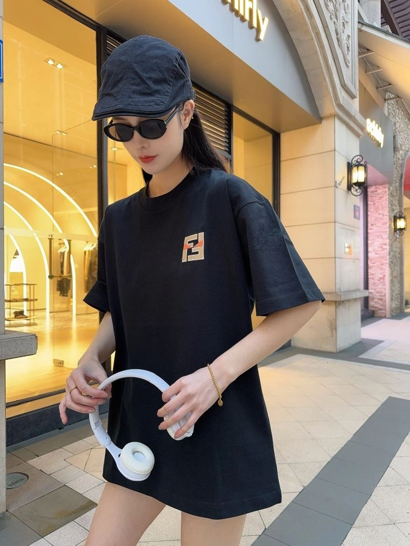 Factory-made Fendi T-Shirts
