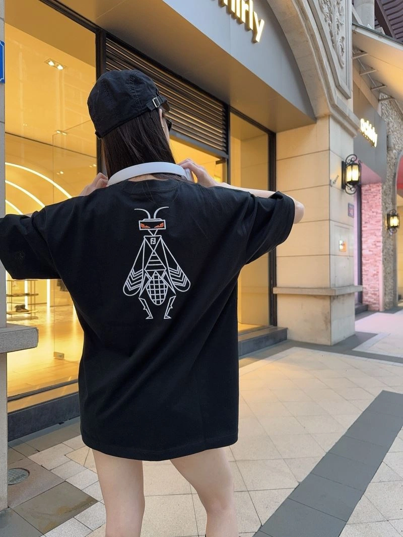 Factory-made Fendi T-Shirts