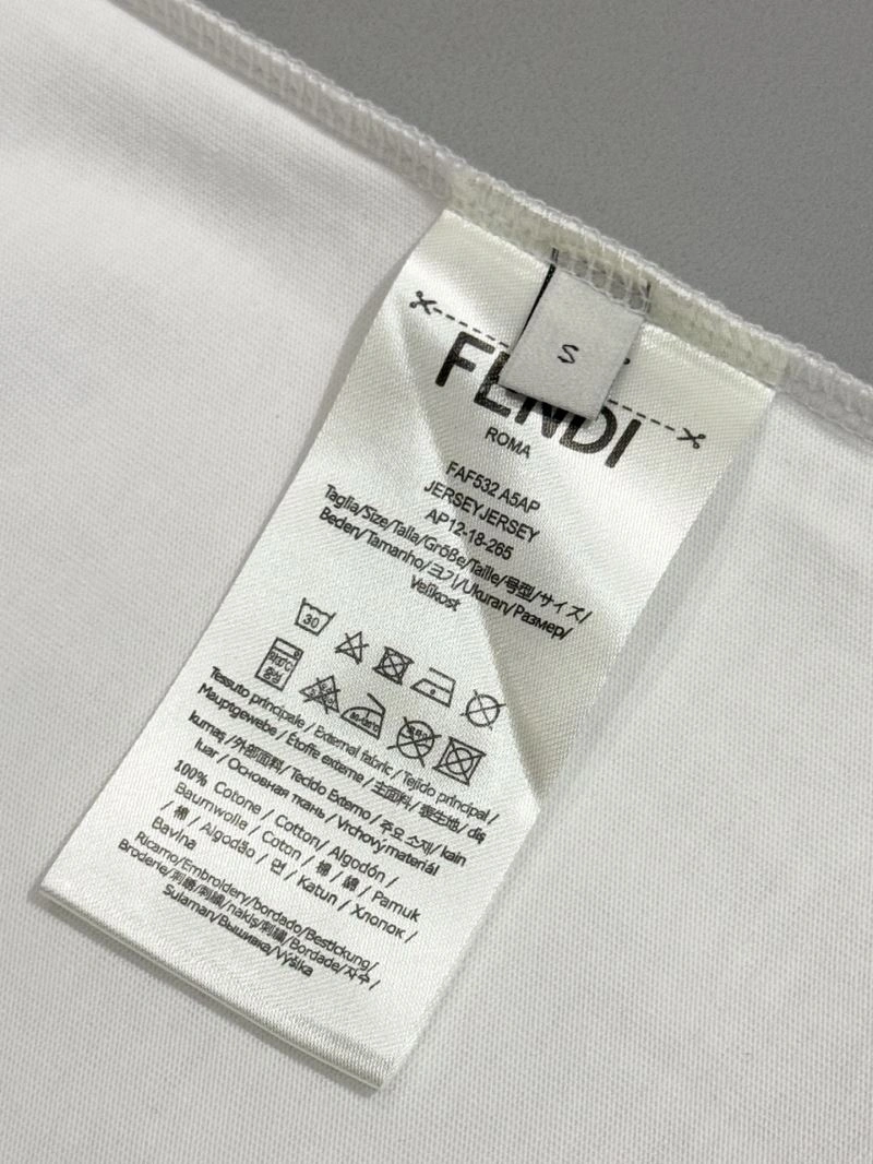 Accurate model Fendi T-Shirts