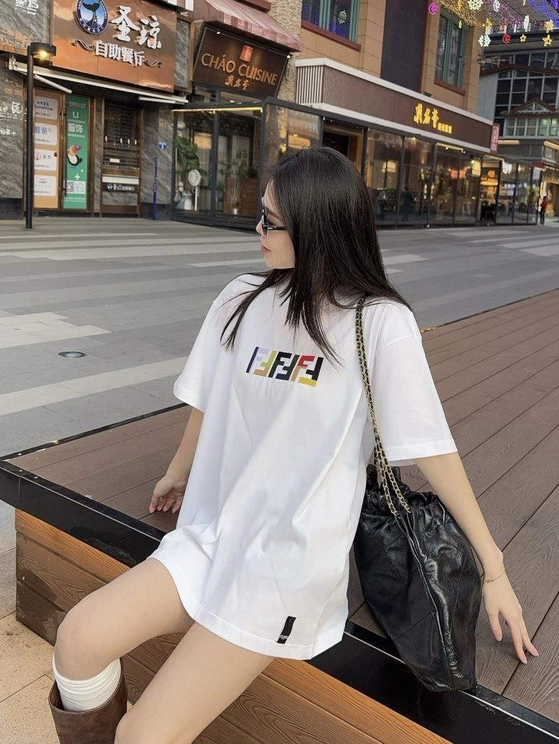 Accurate model Fendi T-Shirts