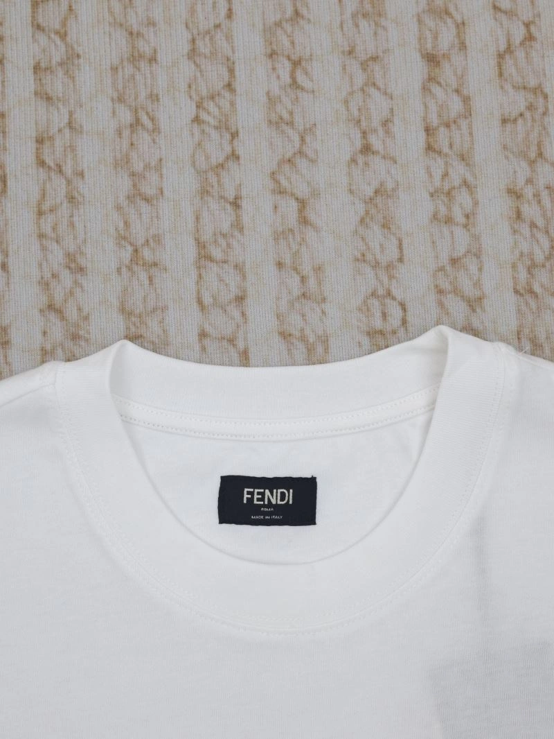 Accurate model Fendi T-Shirts