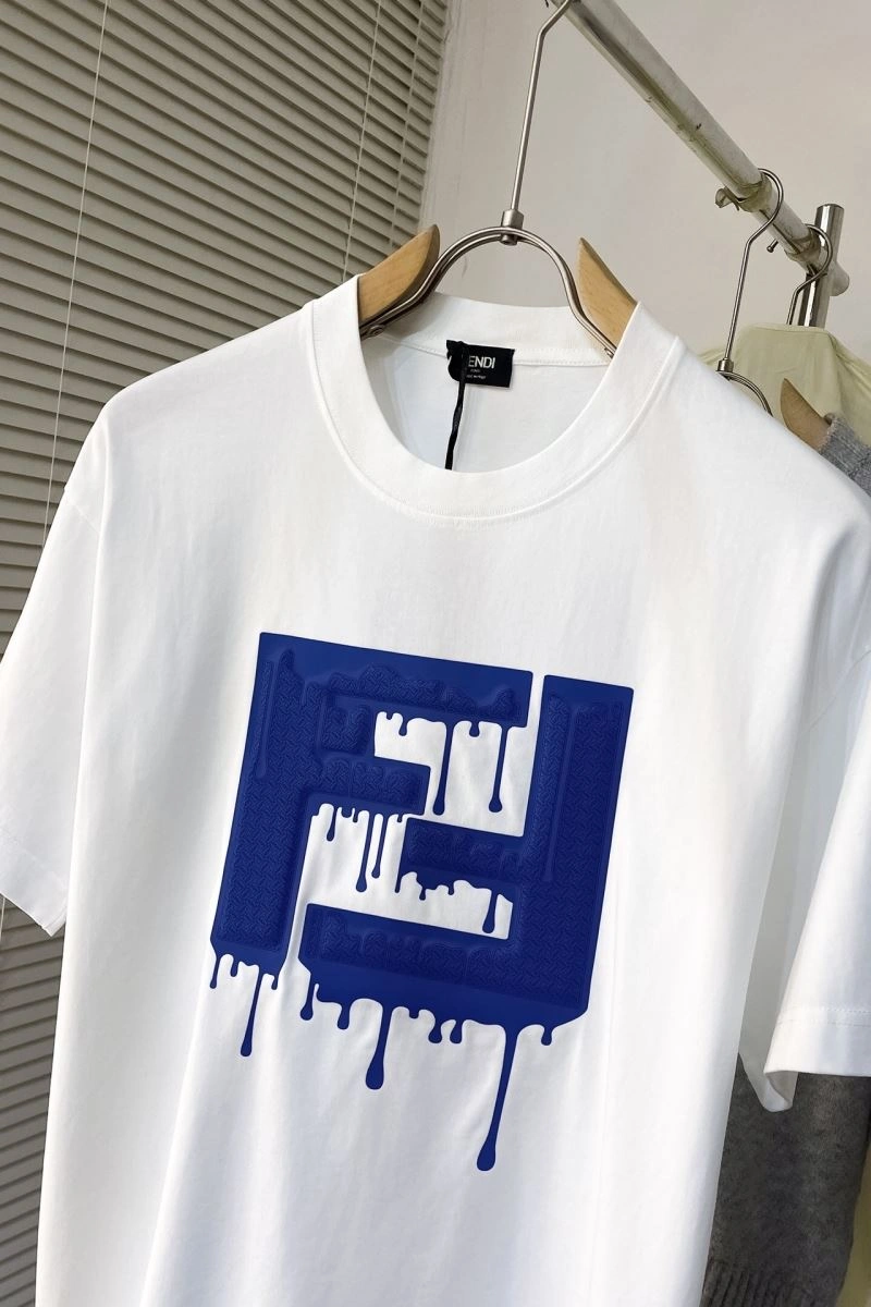 Top mirror Fendi T-Shirts