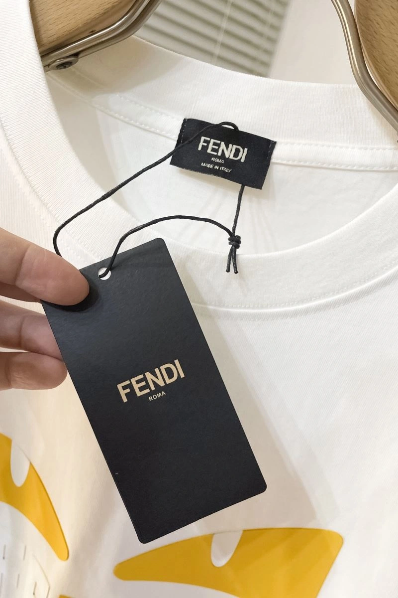 Bargain Fendi T-Shirts