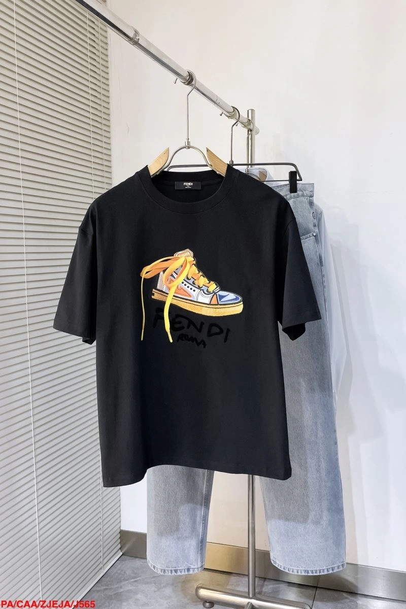 Factory-made Fendi T-Shirts