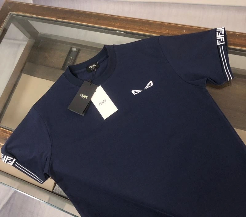 Accurate model Fendi T-Shirts
